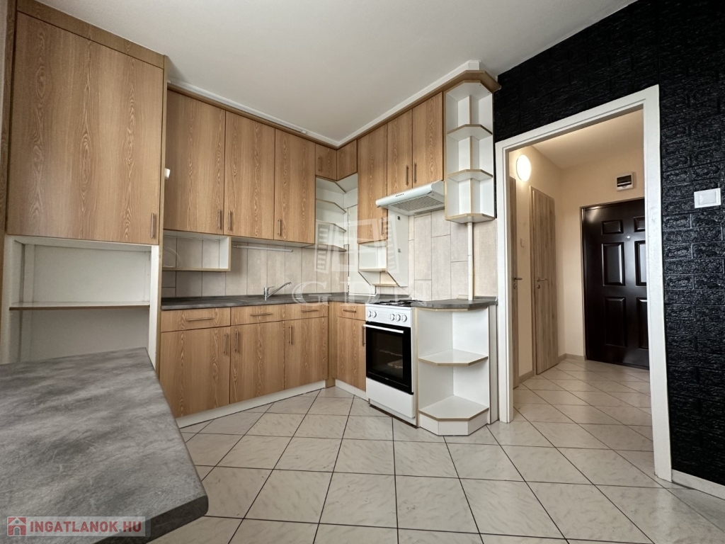 Albérlet, kiadó lakás Székesfehérvár, 130 000 Ft/hónap, 35 négyzetméter ...